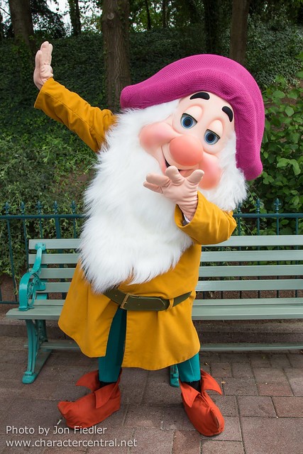 Welcome to Disney Characters Central